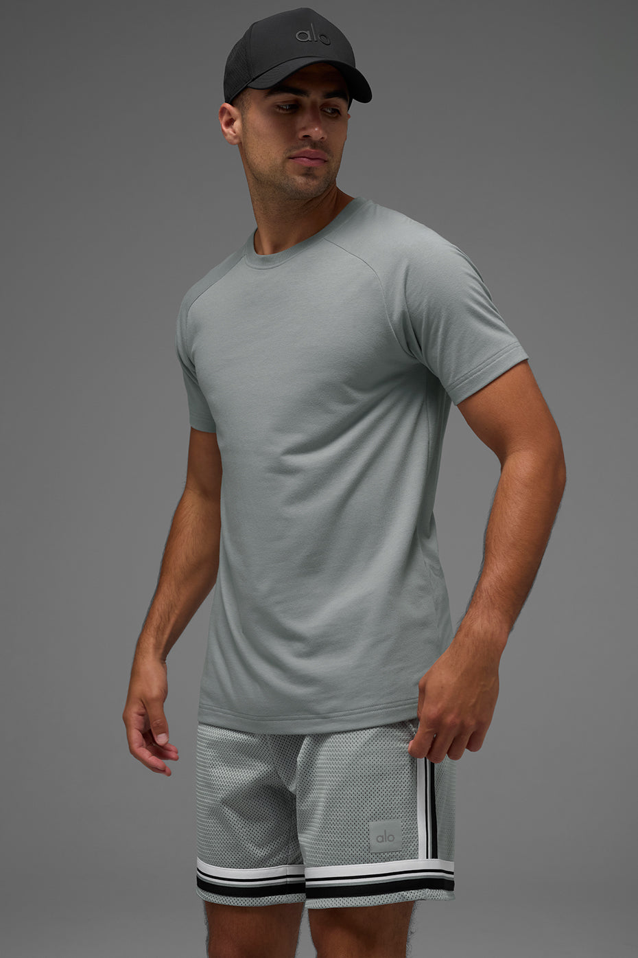 ALO ALO Triumph Raglan T-Shirt